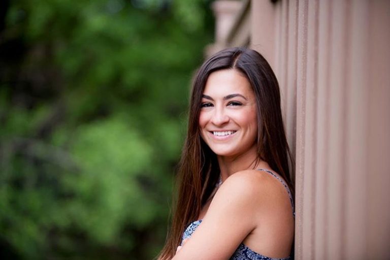 #27 - It's a lot of work with Nora Rousseau - happytans